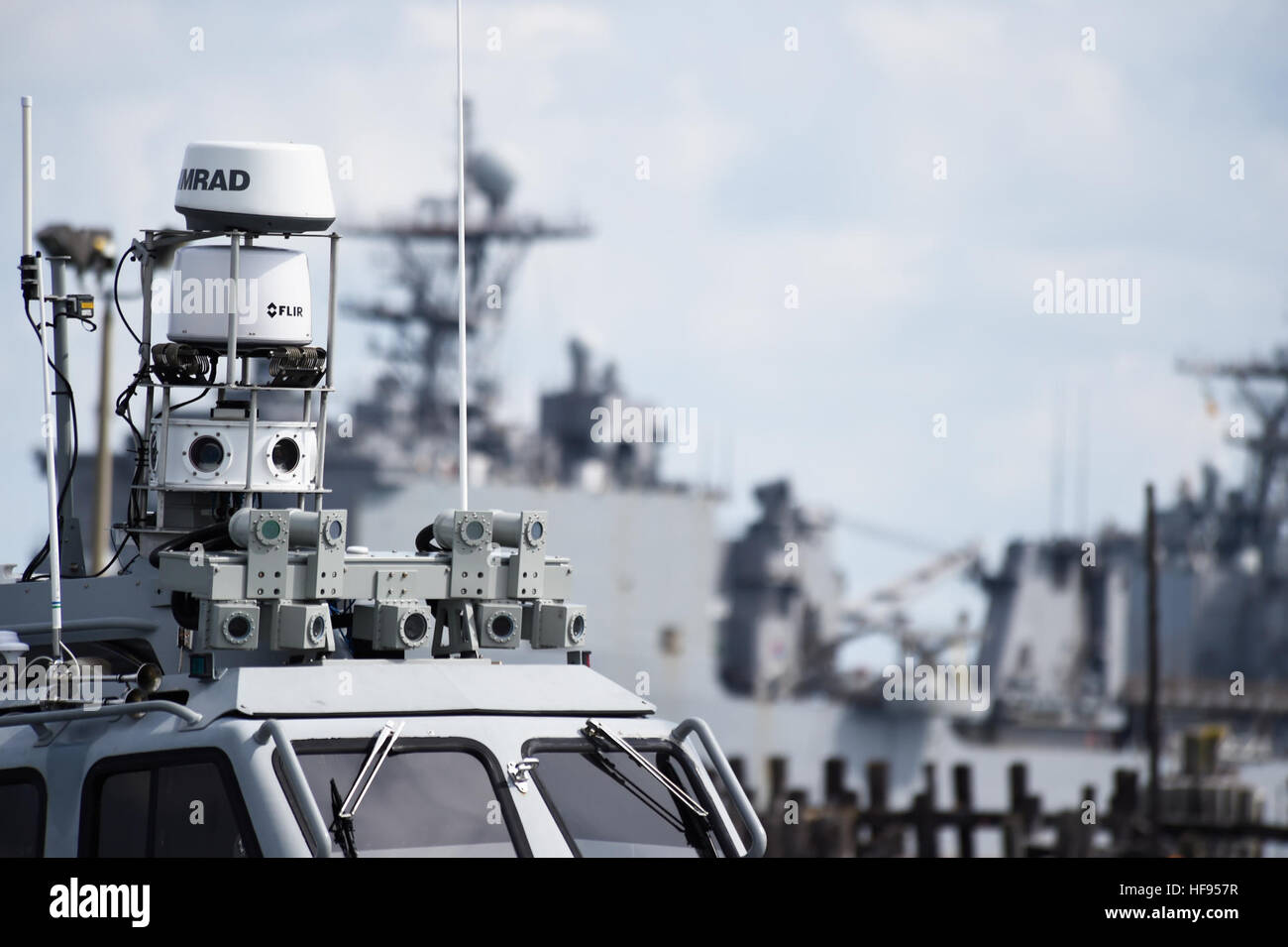 Naval eo system hi-res stock photography and images - Alamy