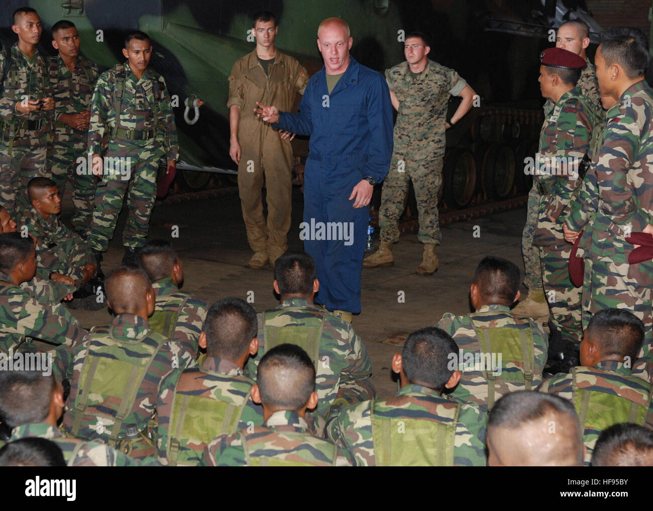 USS Harpers Ferry (LSD 49) hosts Malaysian soldiers for Cooperation ...