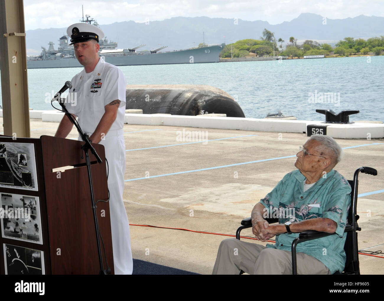 Us navy cryptologic warfare officer hi-res stock photography and images ...