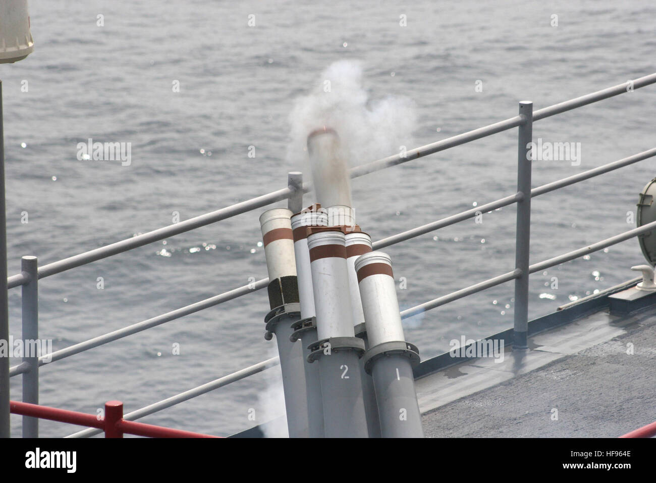 060412-N-3573B-001 East China Sea (April 12, 2006) - The amphibious ...