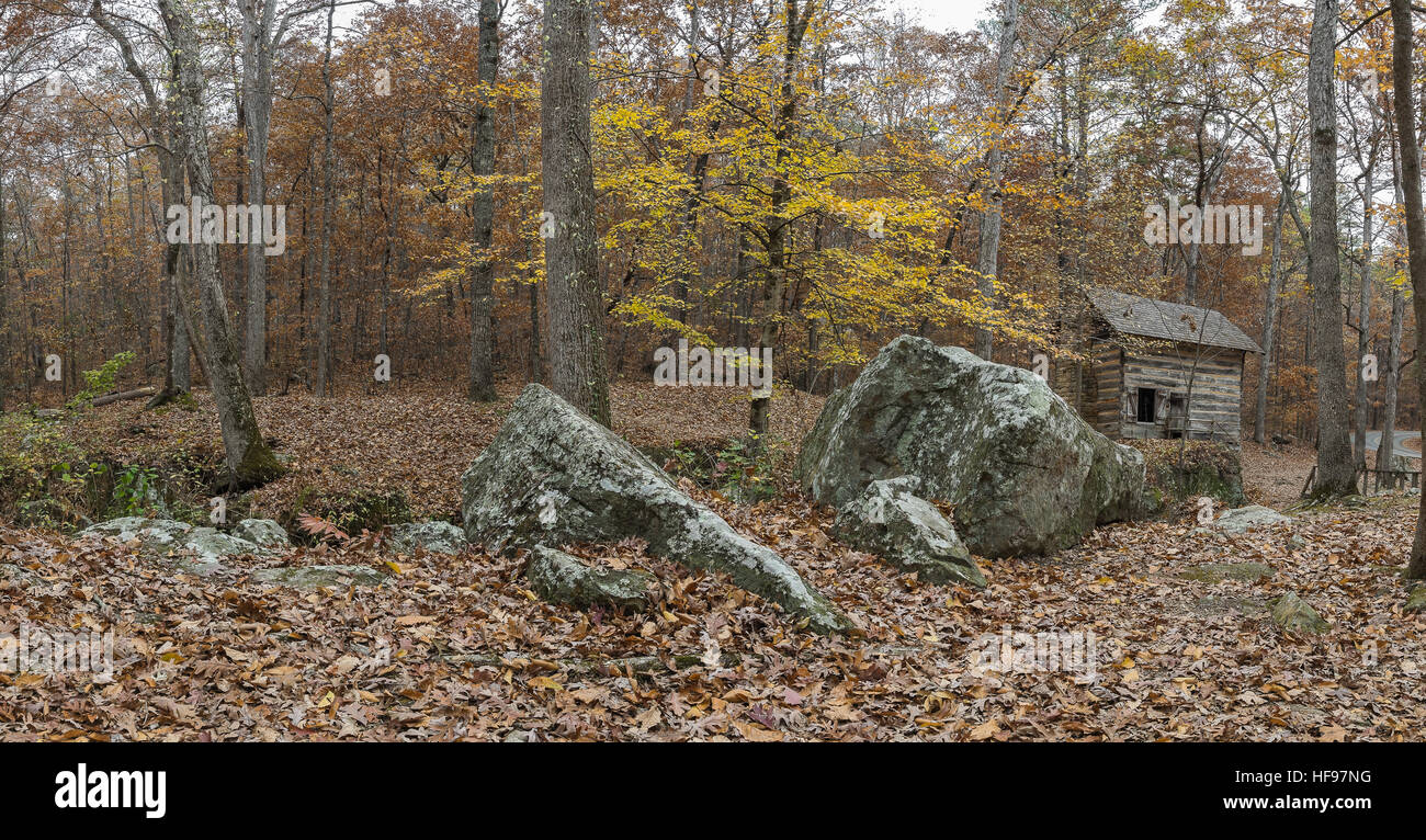 Log cabin pioneer 19th century hi-res stock photography and images - Alamy