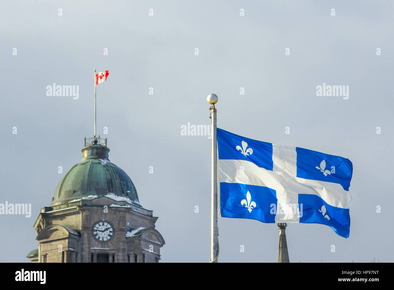 Province of quebec flag hi-res stock photography and images - Alamy