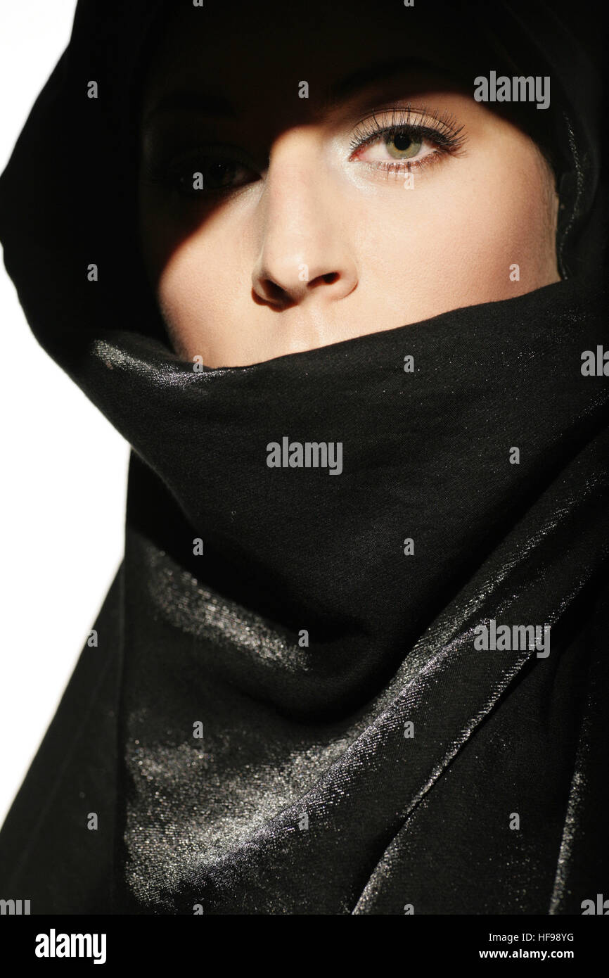 Beauty portrait, Arab-style Stock Photo - Alamy