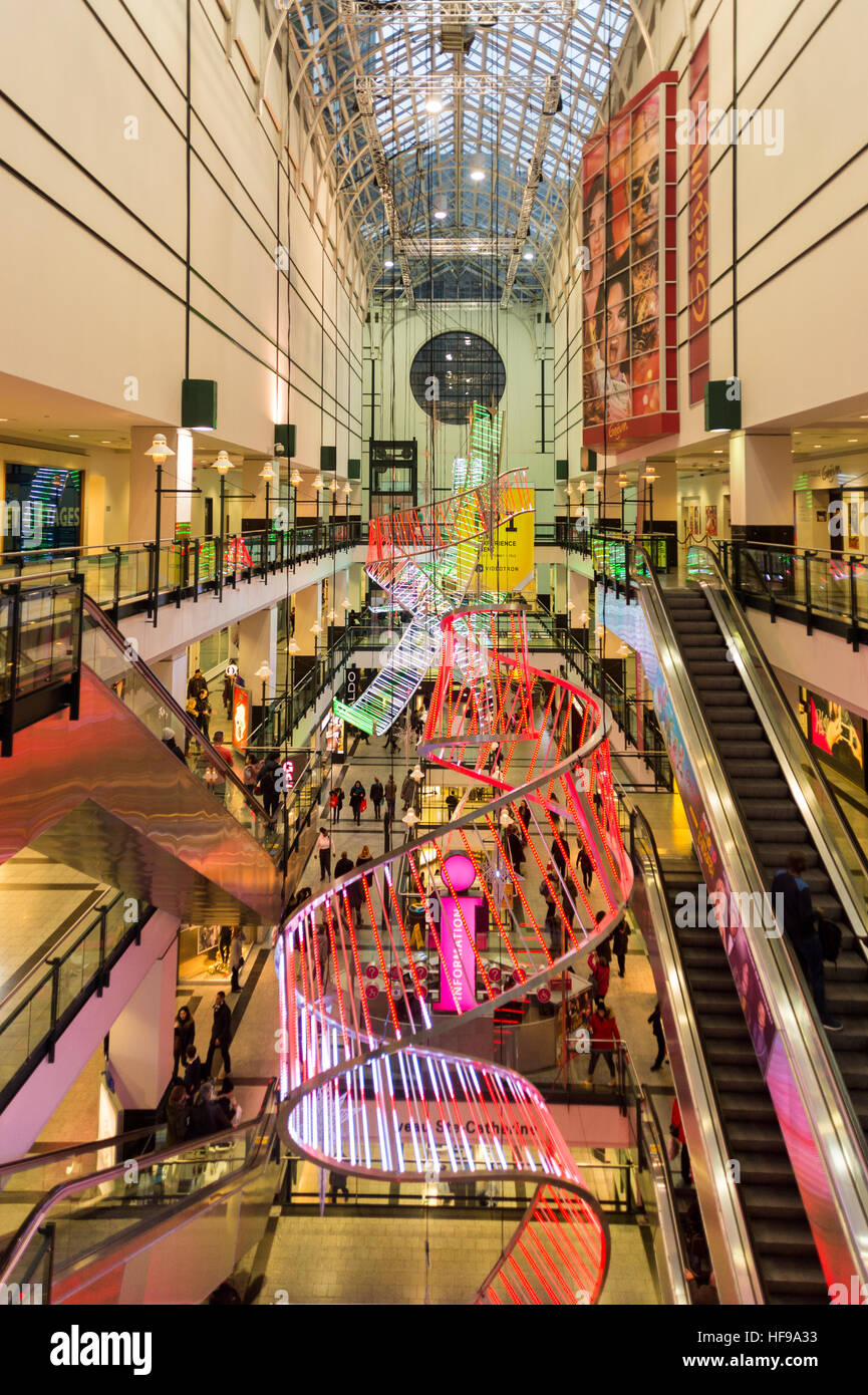 Montreal eaton center hi-res stock photography and images - Alamy