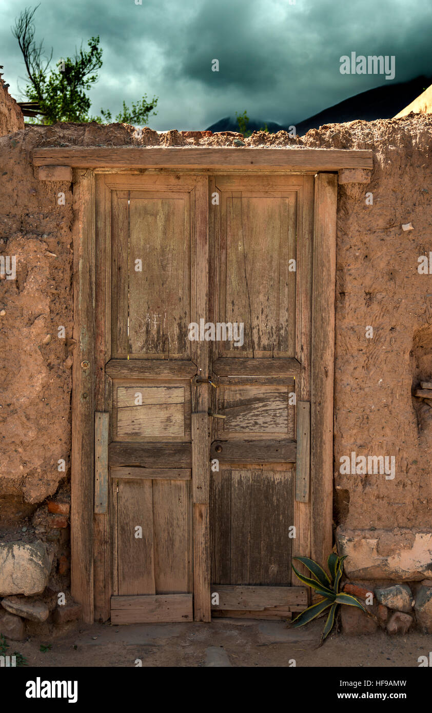 Door without walls hi-res stock photography and images - Alamy