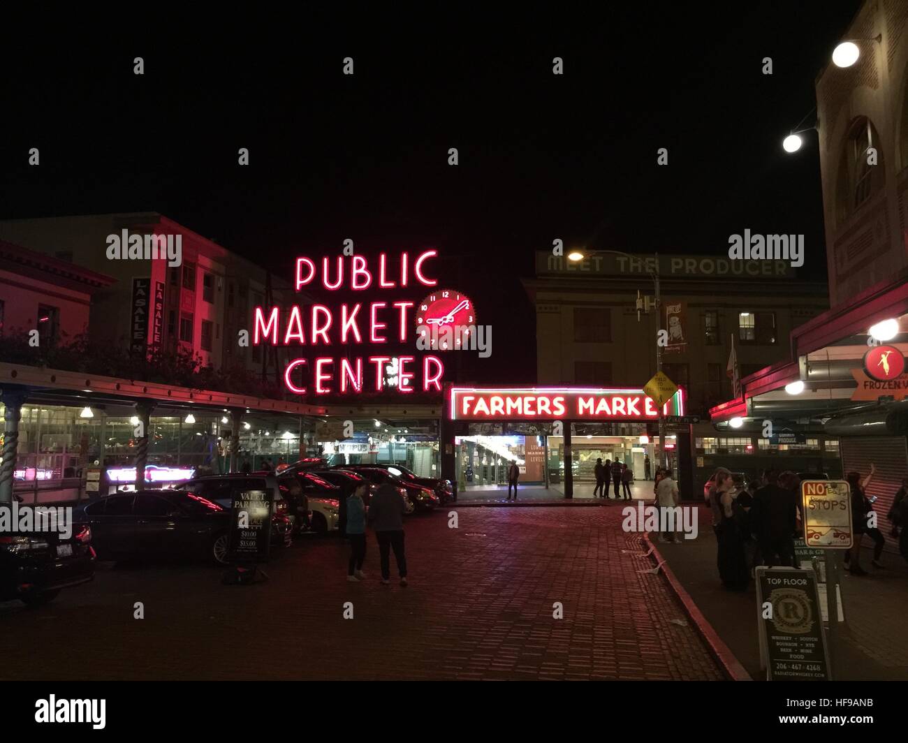 Public market center hi-res stock photography and images - Alamy