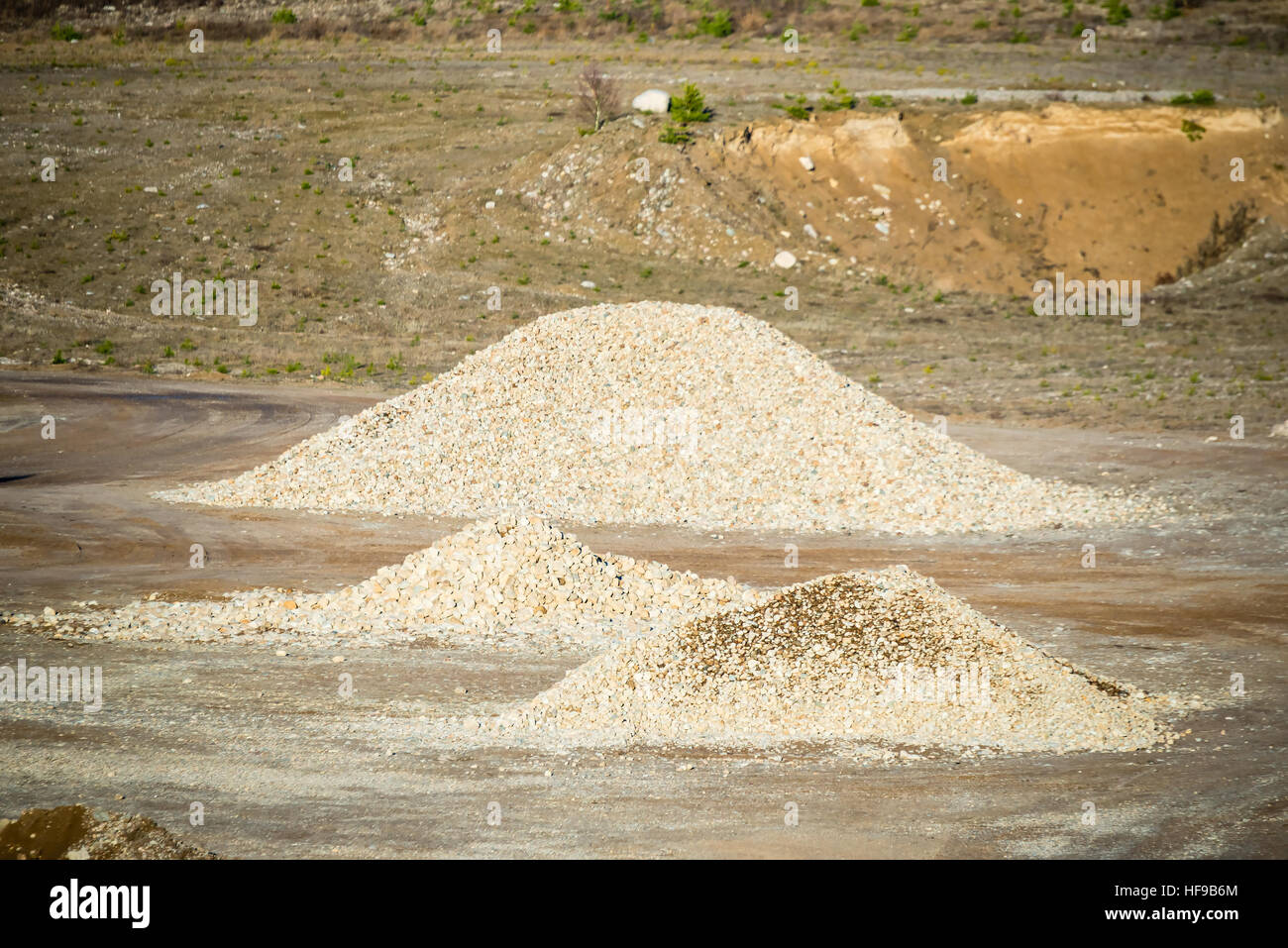 Ballast pile hi-res stock photography and images - Alamy