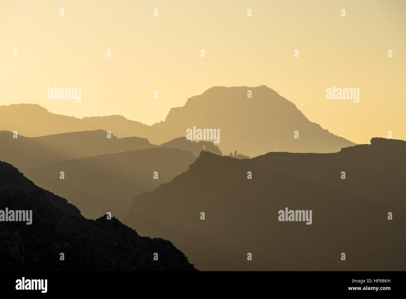 Precipitous mountains hi-res stock photography and images - Alamy