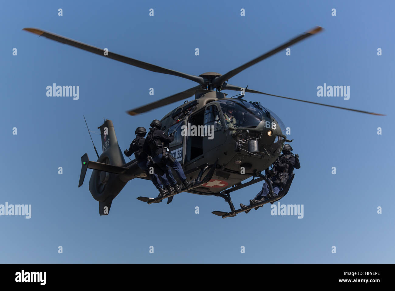 Lucerne police, Luchs special unit doing helicopter exercise, EC 635 ...