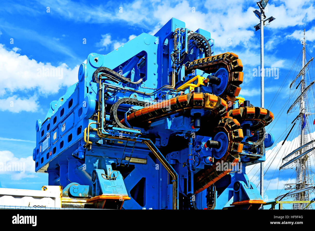 Subsea wellhead hi-res stock photography and images - Alamy
