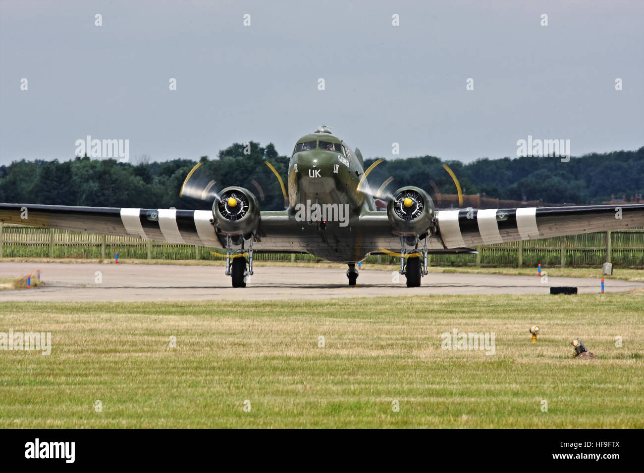 Douglas Dakota 'Kwicherbichen' Stock Photo - Alamy