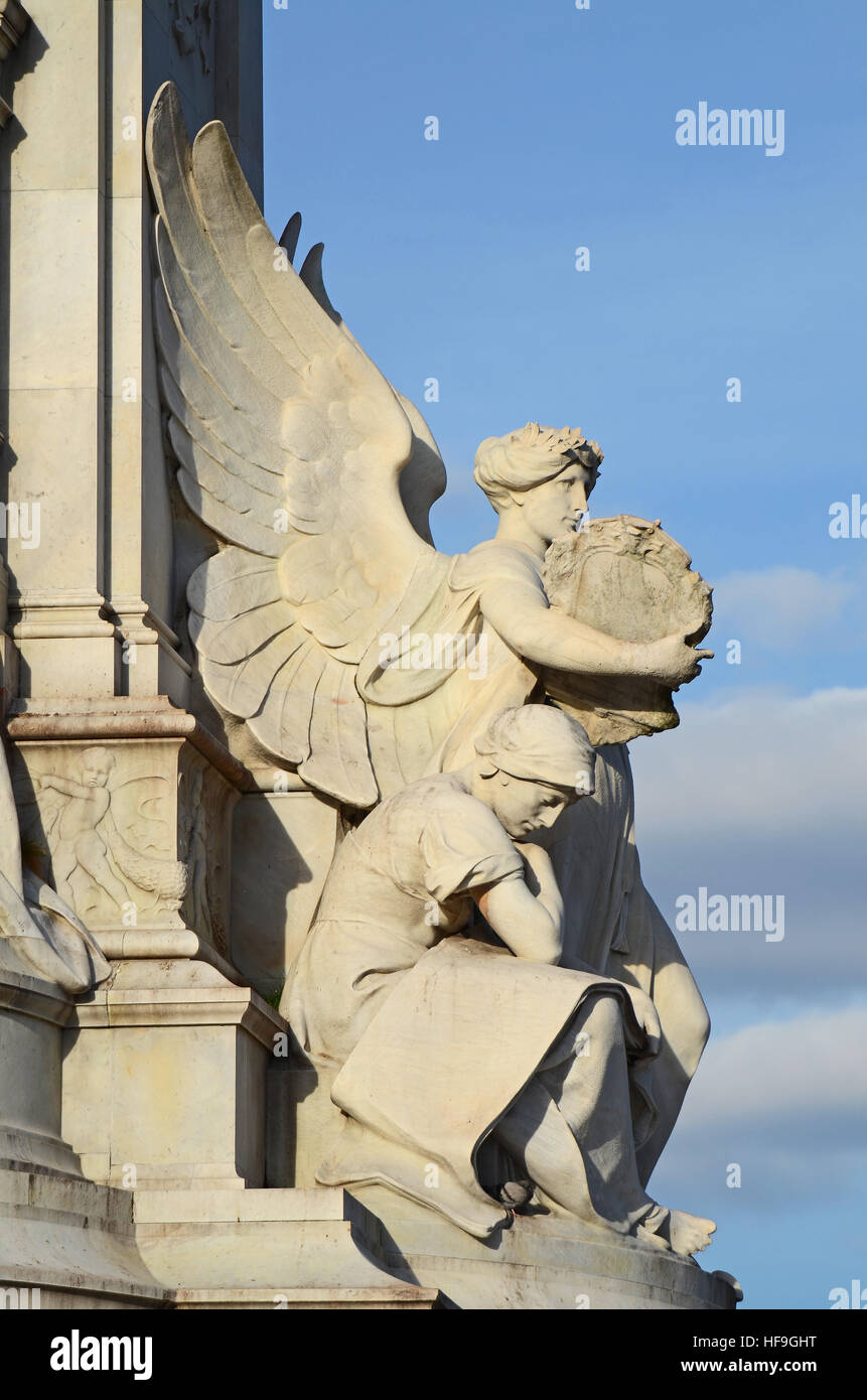 Truth figure. A detail of the Victoria Memorial outside Buckingham ...