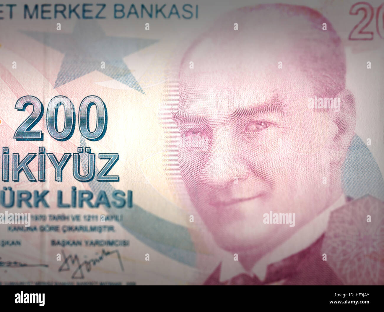 A bank note shot from an angle resulting in a nice blur Stock Photo - Alamy