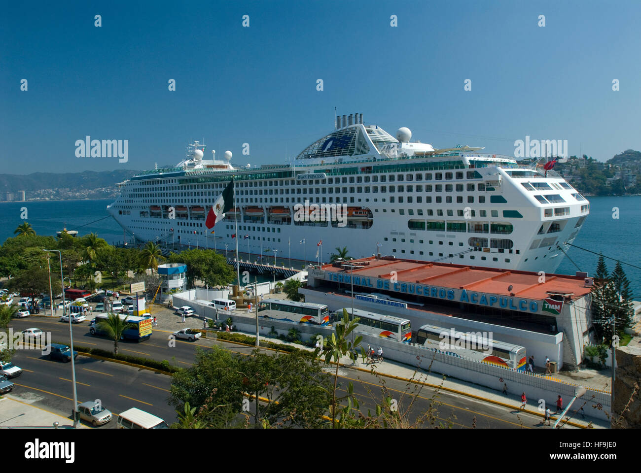 Cruise ship in Acapulco Bay, Acapulco, Mexico Stock Photo - Alamy