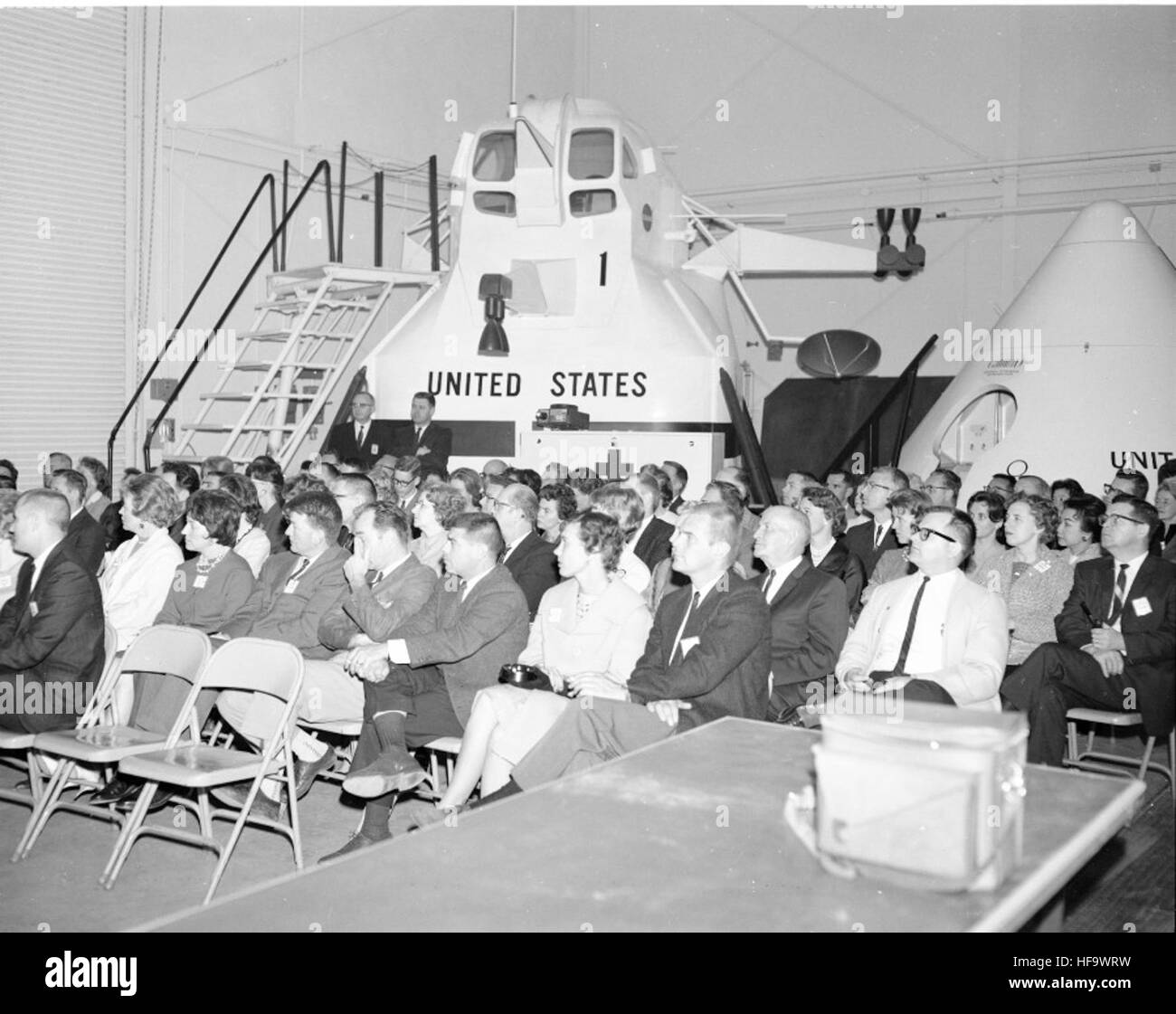 Helicopter rescue operation hi-res stock photography and images - Alamy