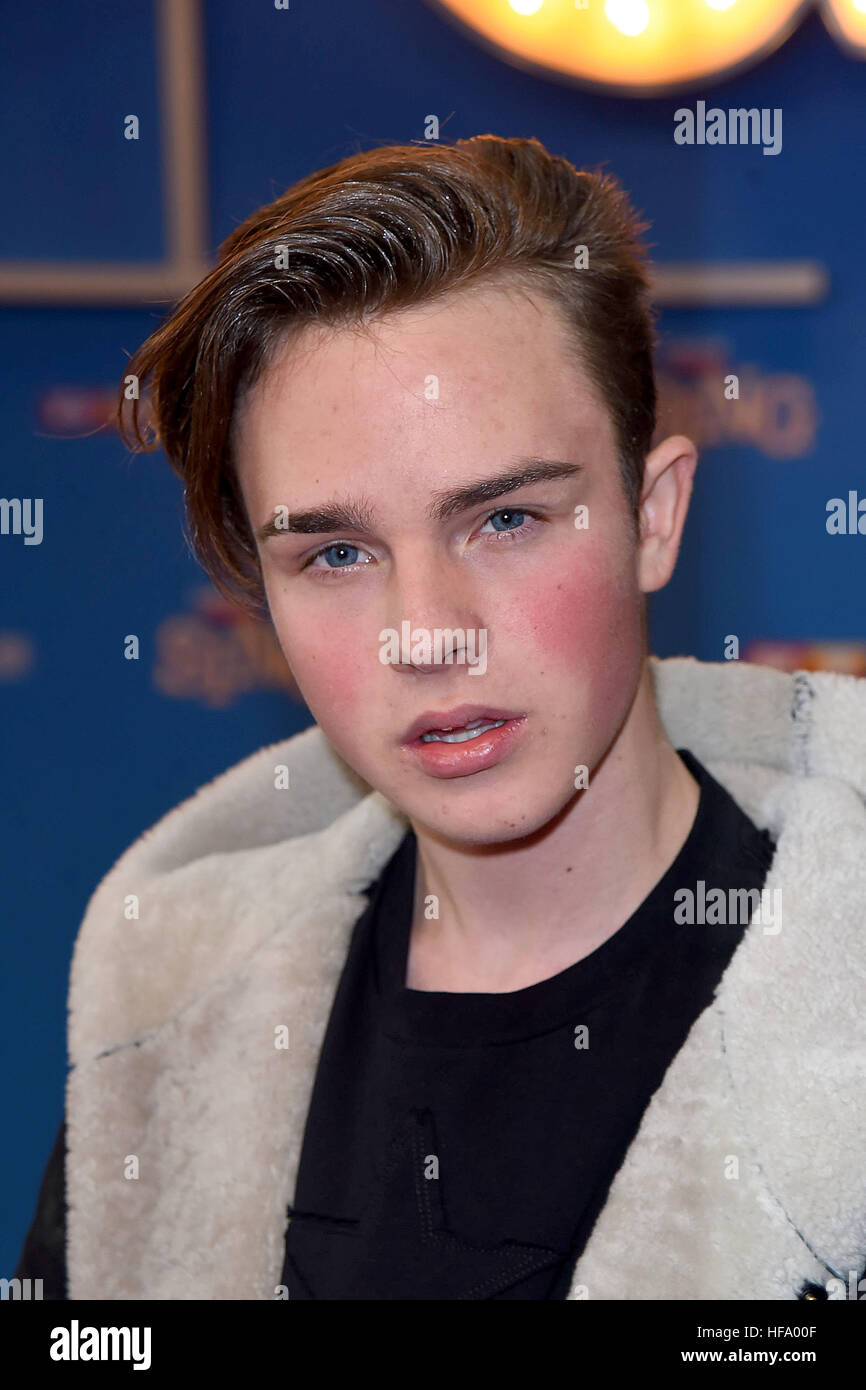 European premiere of 'Sing' at Cinedom movie theater. Featuring: Mike ...
