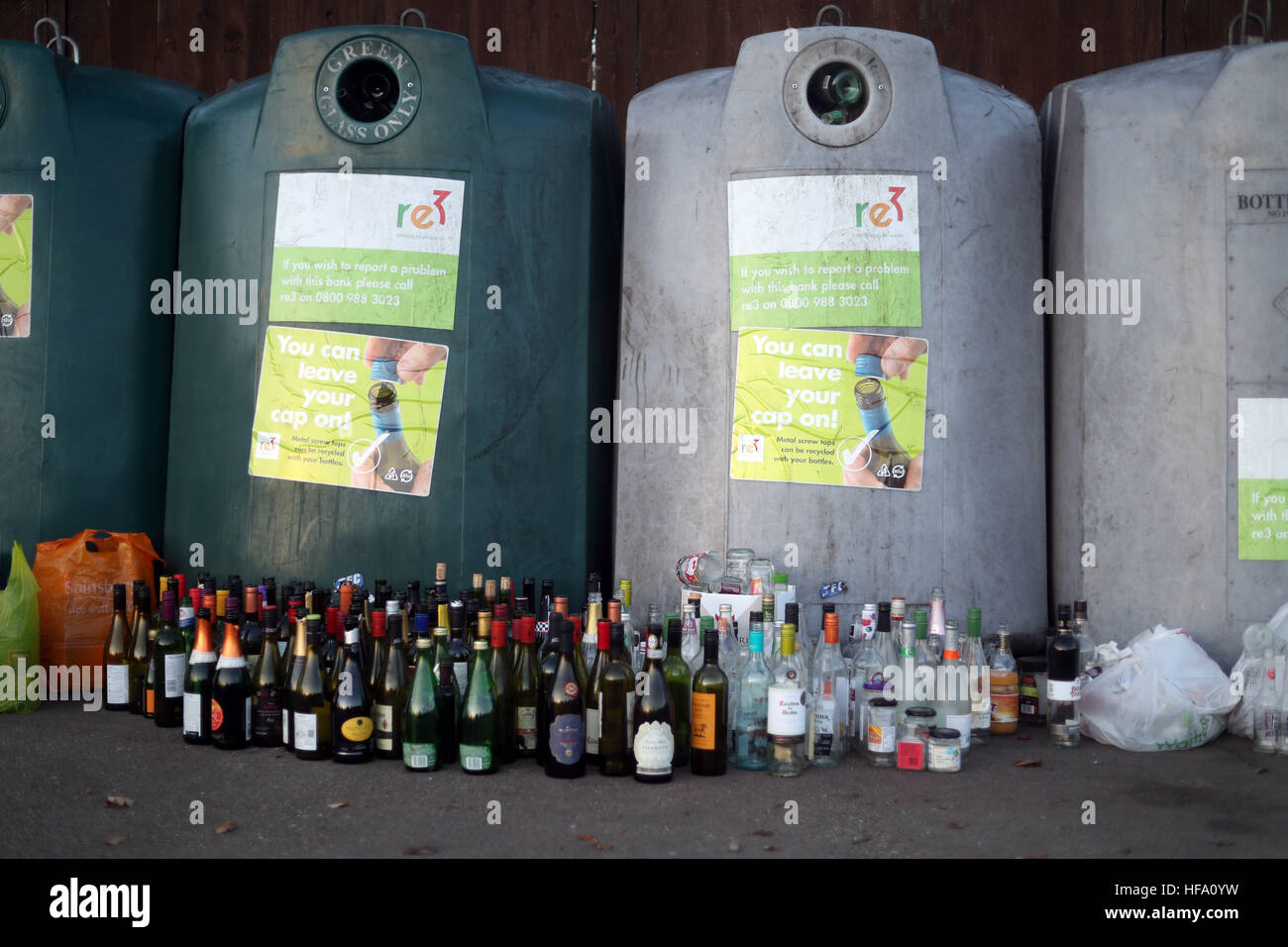 Alcohol glass environment recycle recycling environmentrecycling hi-res ...