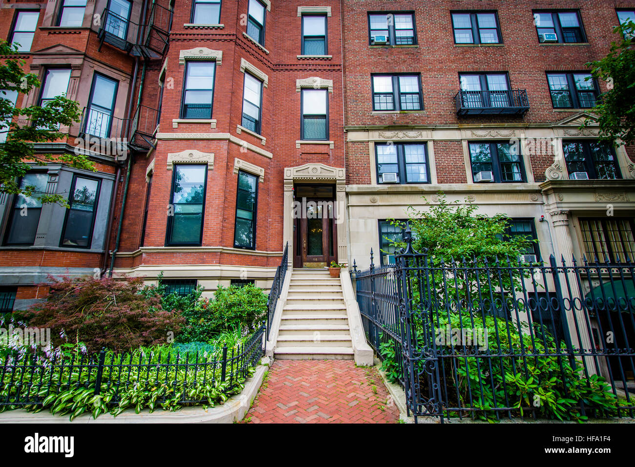 Historic brick buildings and gardens in Back Bay, Boston, Massachusetts ...