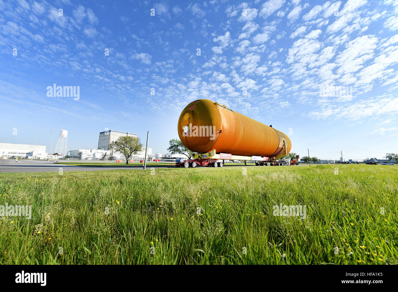 Collection transfer assembly hi-res stock photography and images - Alamy