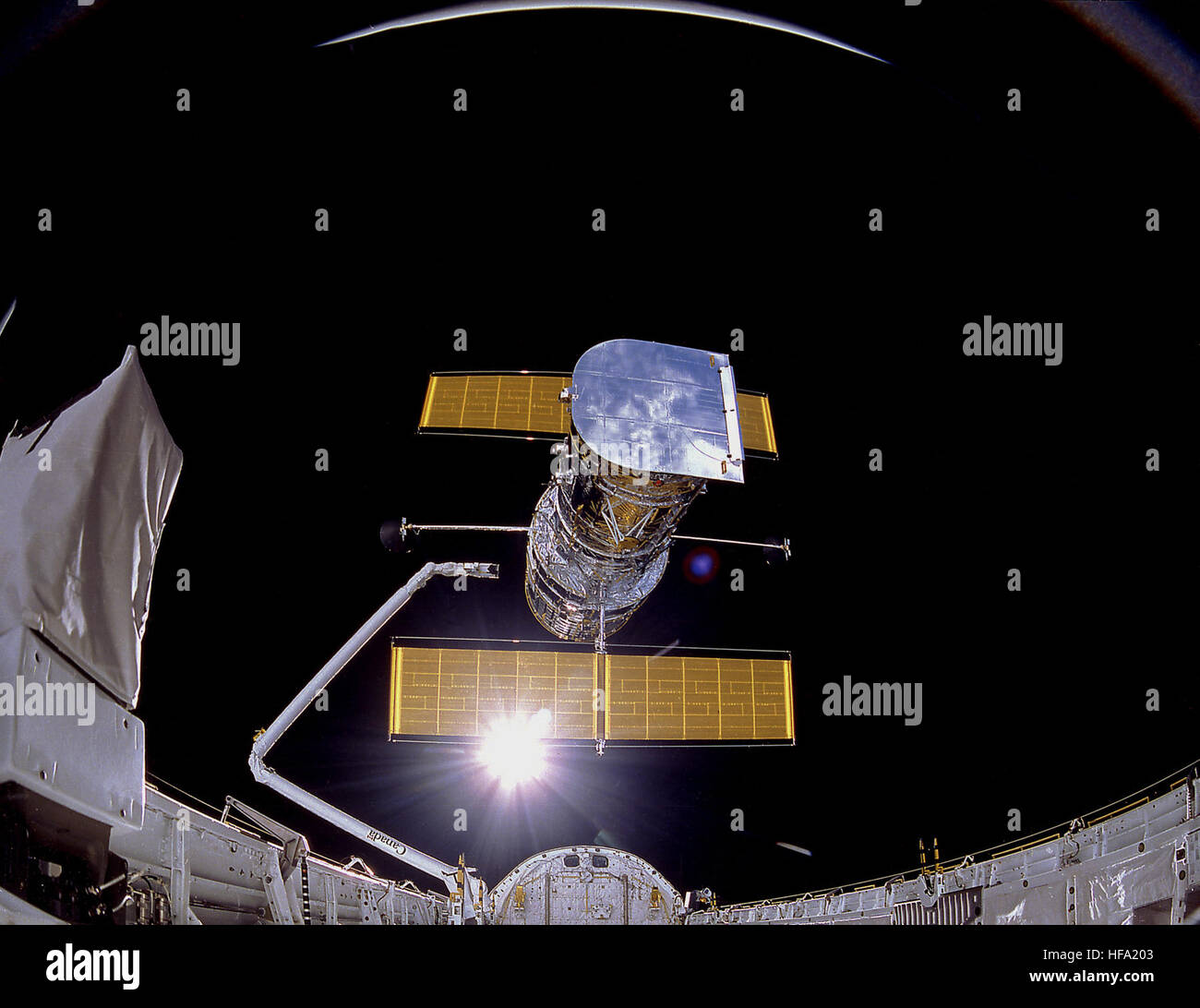 Hubble space telescope 1990 hi-res stock photography and images - Alamy