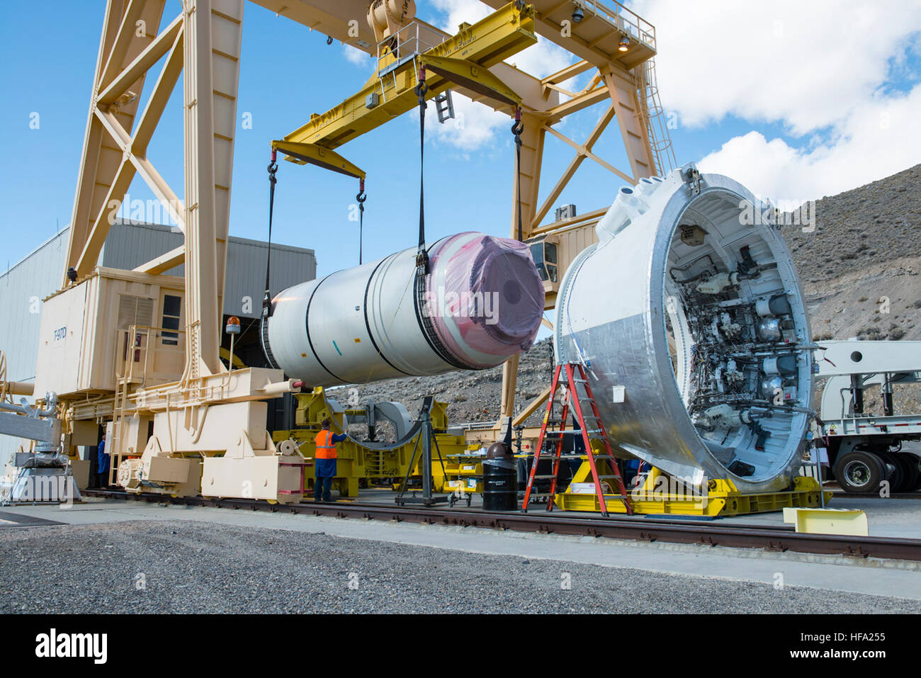 Sls test hardware hi-res stock photography and images - Alamy