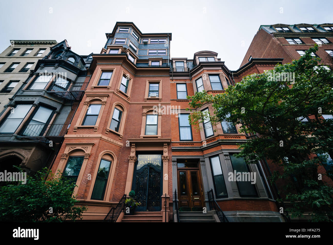 Buildings in the bay hi-res stock photography and images - Alamy