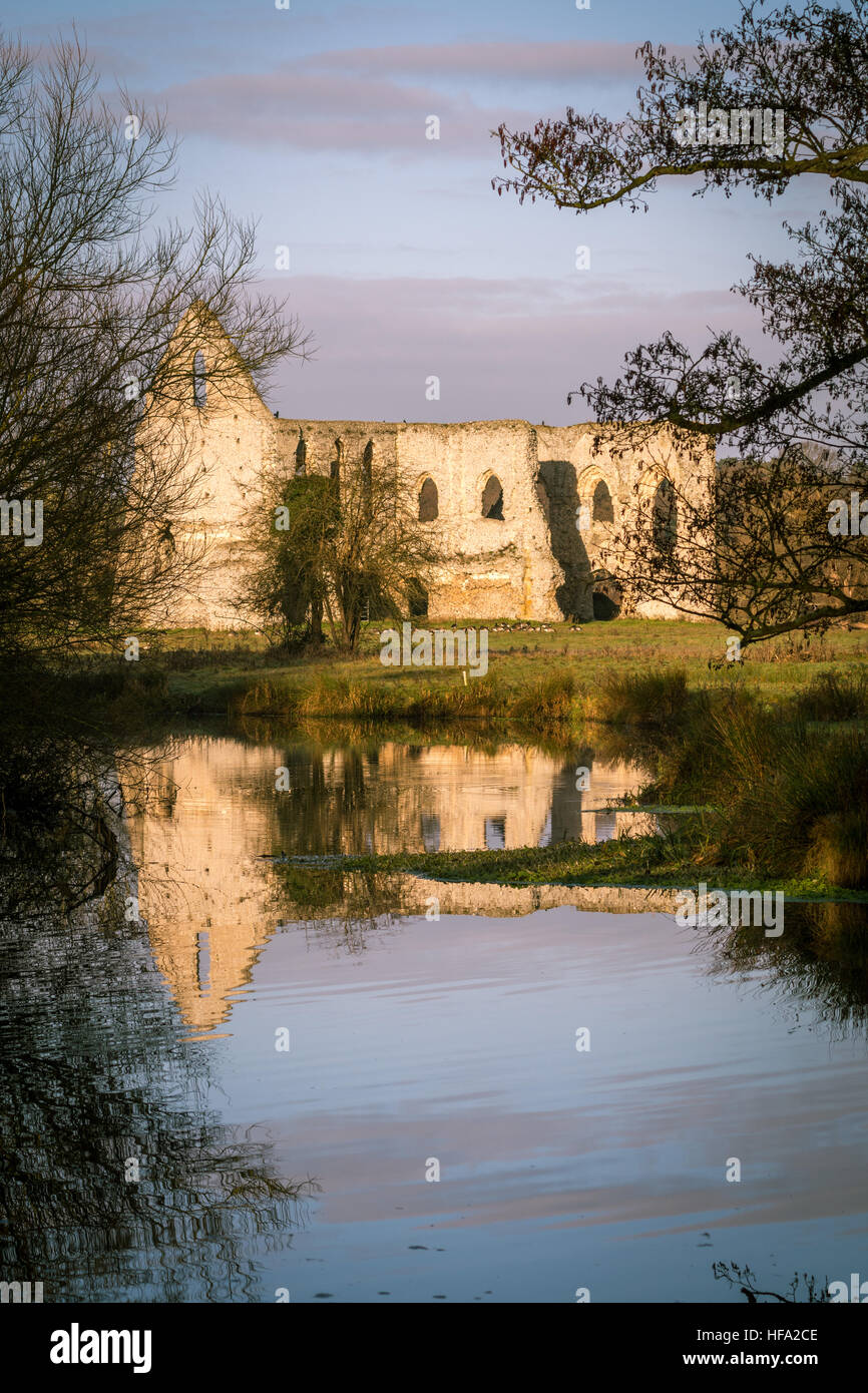 Newark abbey hi-res stock photography and images - Alamy