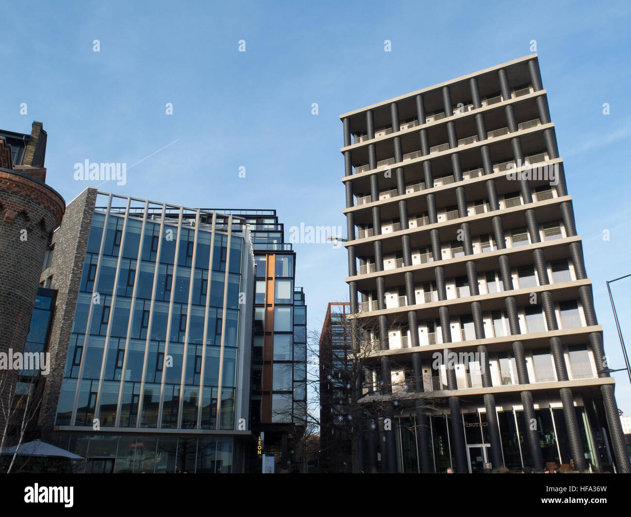 Modern office blocks hi-res stock photography and images - Alamy