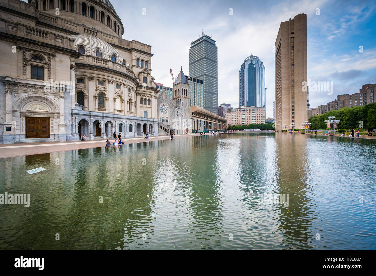 The Christian Science Plaza Reflecting Pool and buildings in Back Bay ...