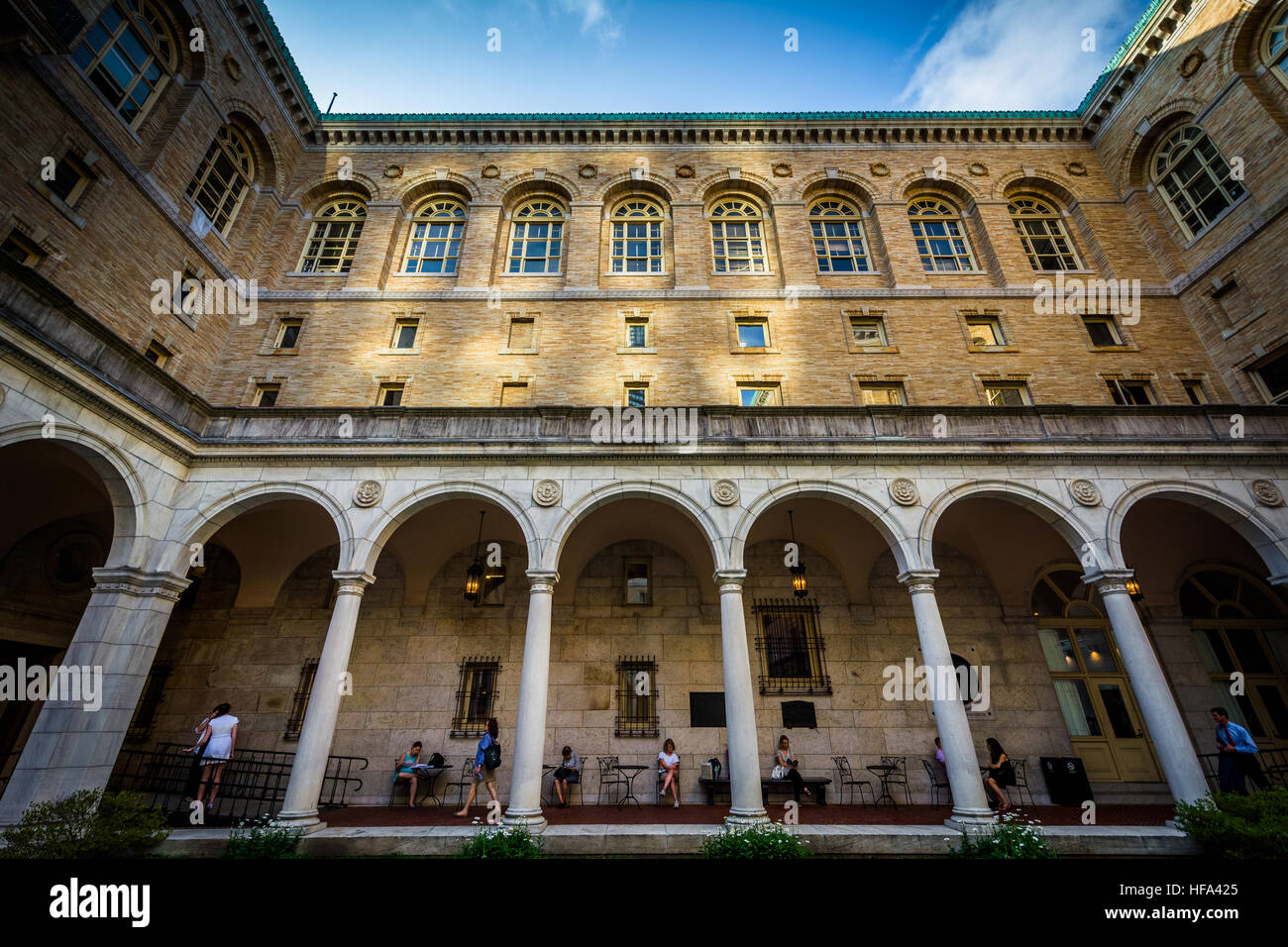 The exterior of the Boston Public Library at Copley Square, in Back Bay ...