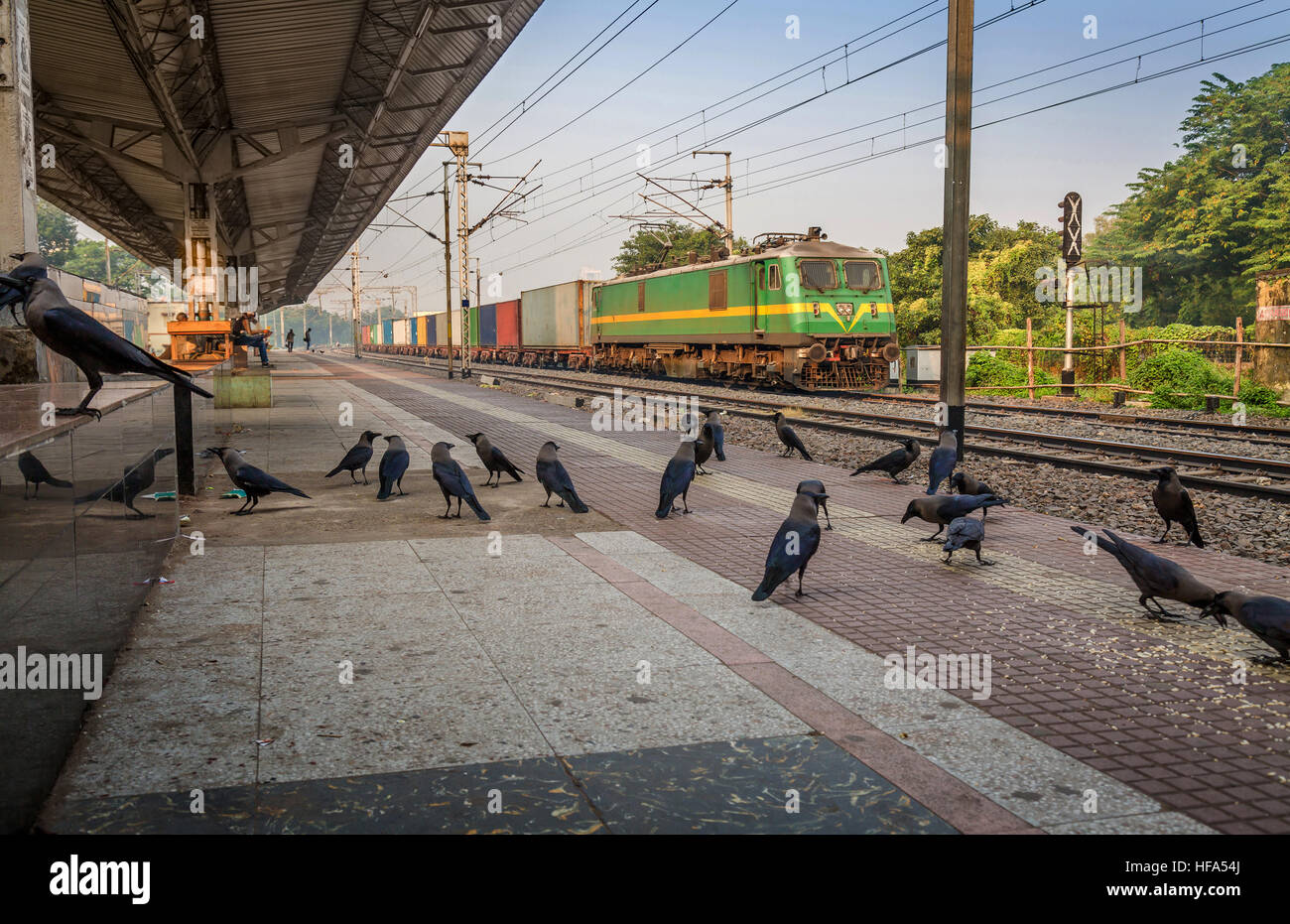 Railway goods shed hi-res stock photography and images - Alamy