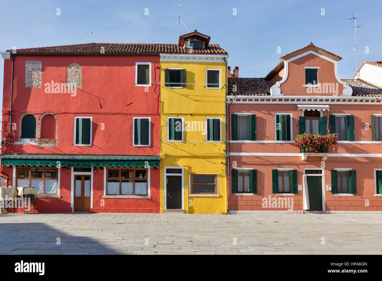 Colourfully painted houses on Burano island, Venice, Italy Stock Photo ...