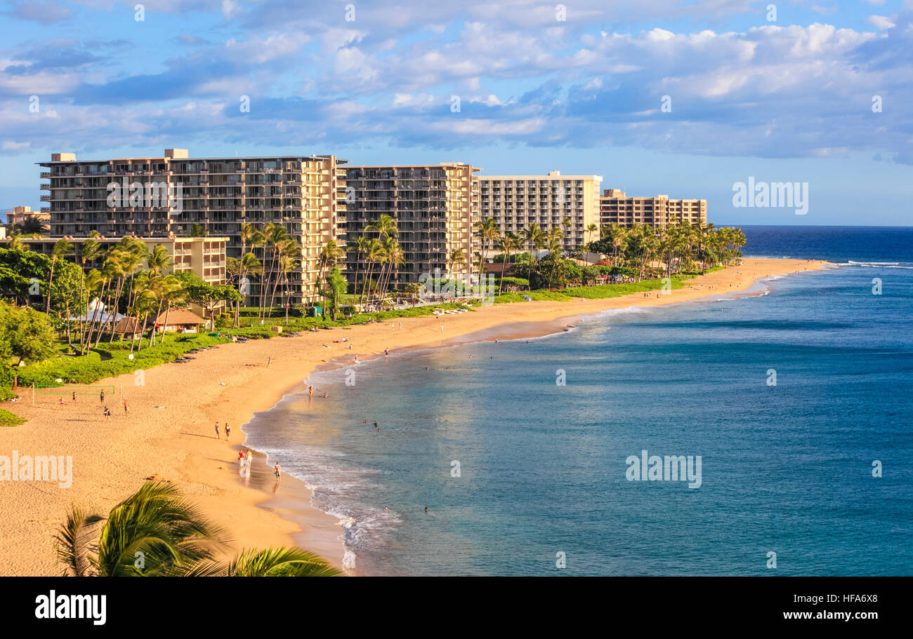 Golden beach resorts hi-res stock photography and images - Alamy