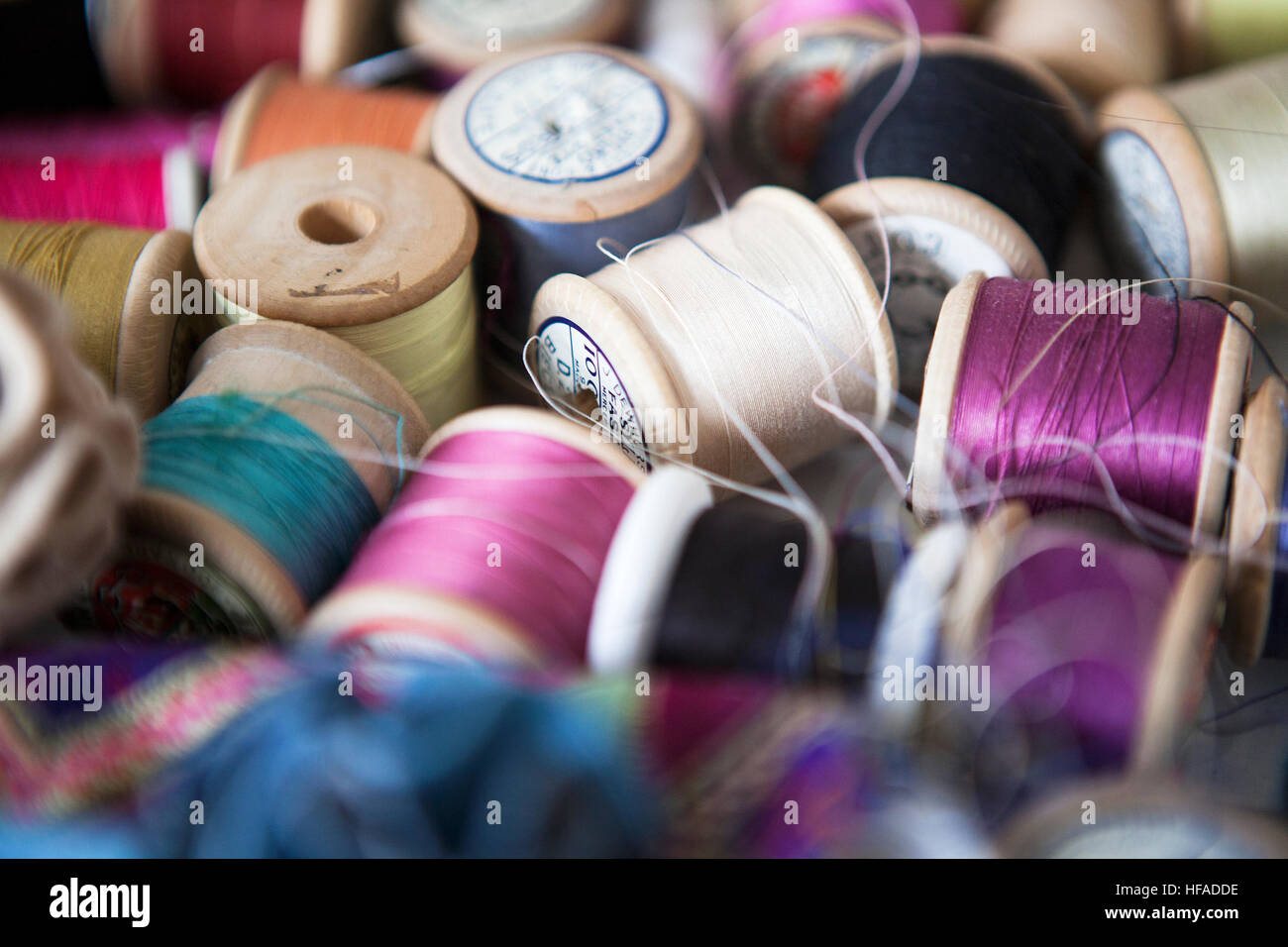 Sewing thread reels hi-res stock photography and images - Alamy