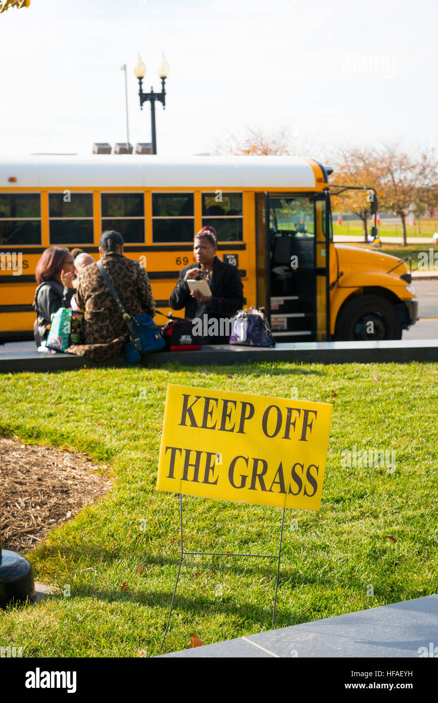 African school bus hi-res stock photography and images - Alamy