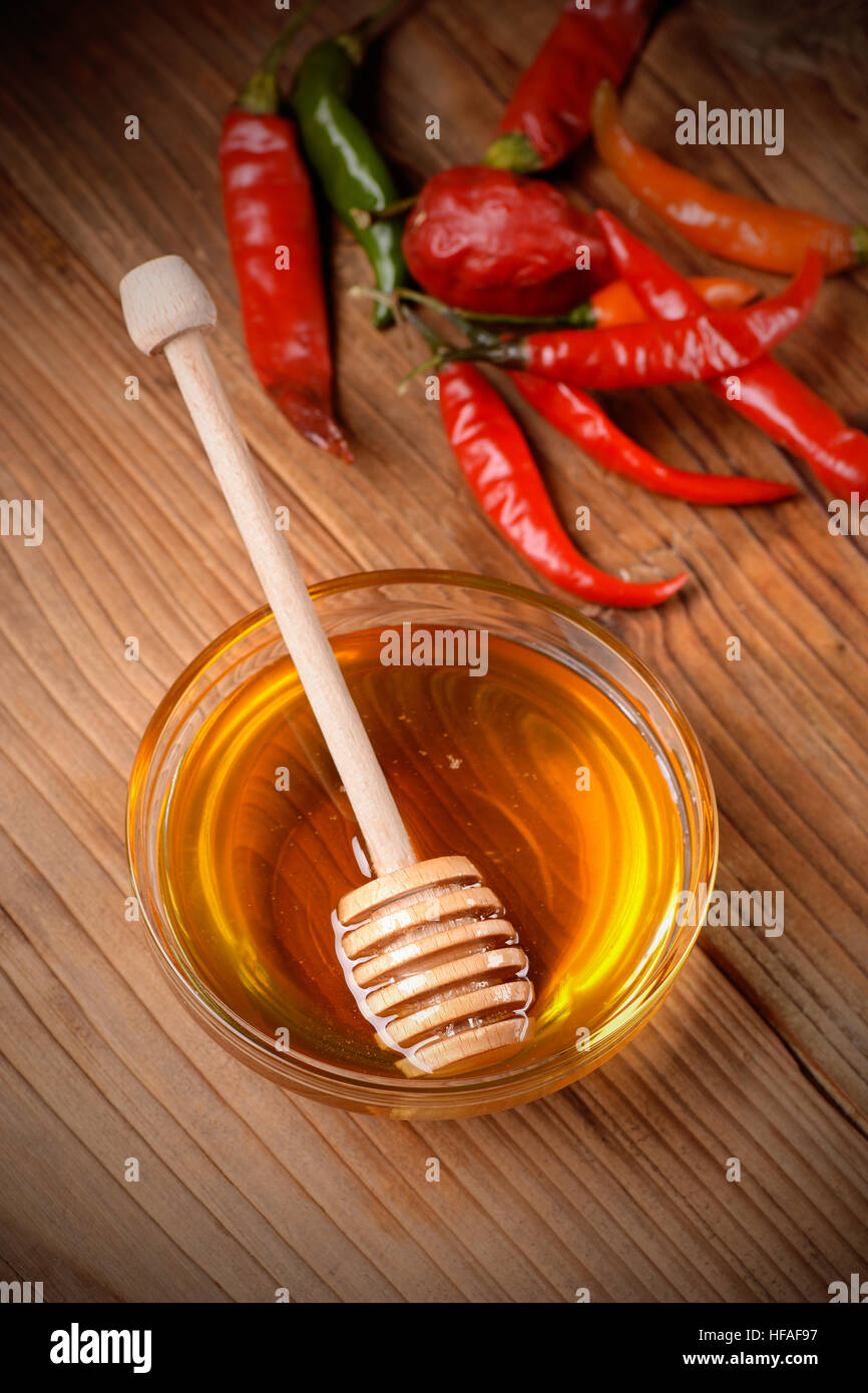 Gold chili pepper hi-res stock photography and images - Alamy