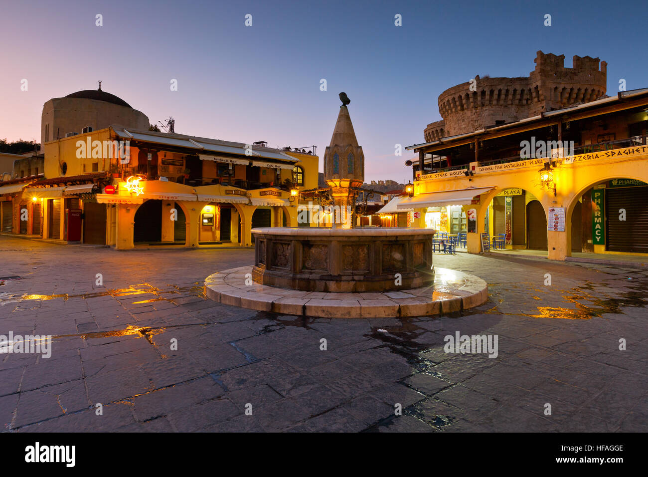 The old town of Rhodes in Greece Stock Photo - Alamy