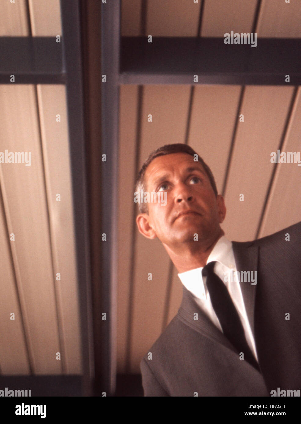 Architect Craig Ellwood, on site in 1961 at Case Study House Number 18 ...