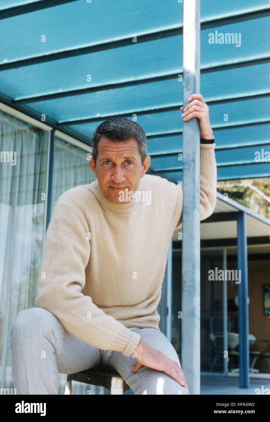 Architect Craig Ellwood, on site in 1961 at Case Study House Number 18 ...