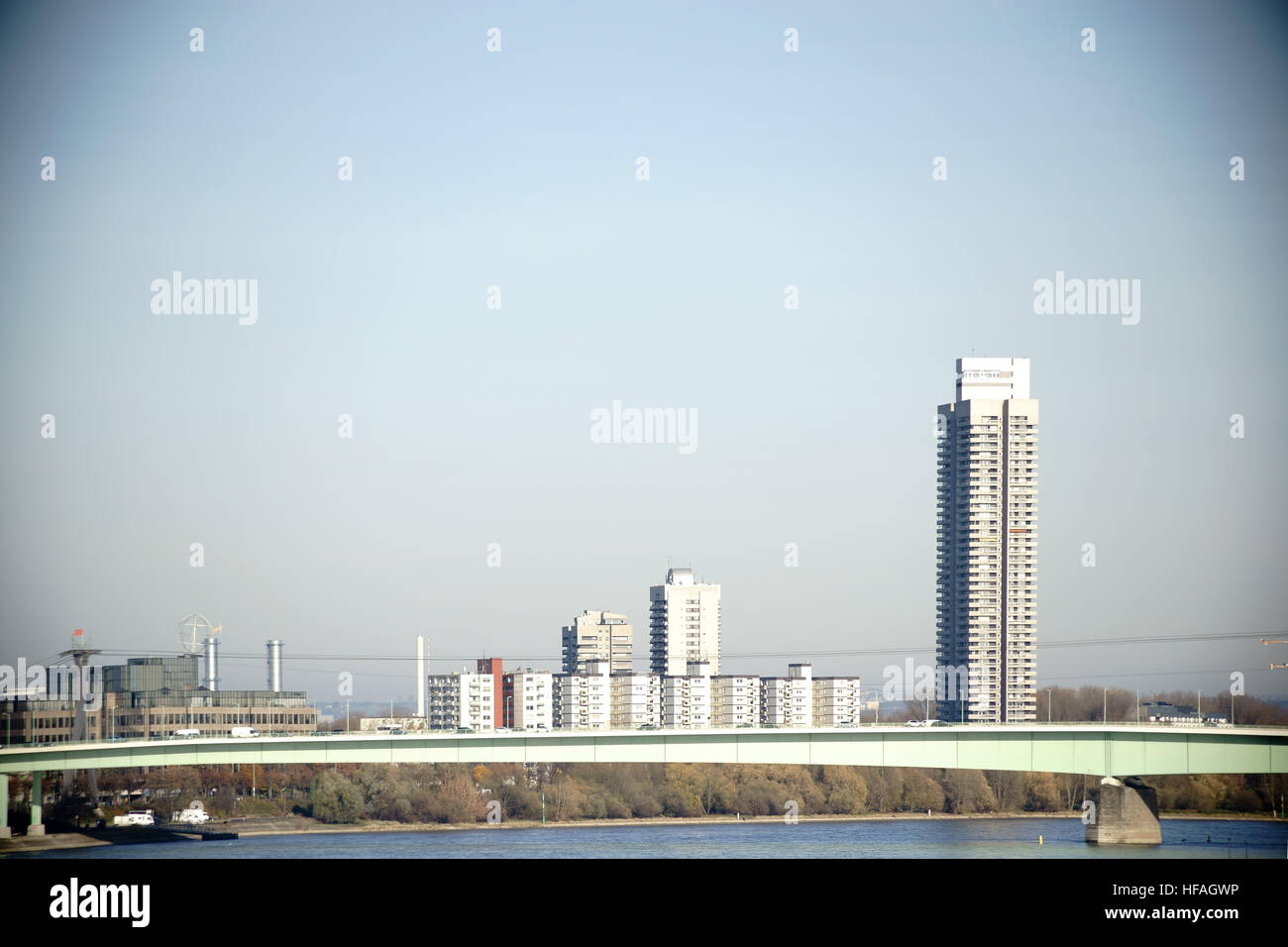 High Rise building Deutz Bridge Stock Photo - Alamy