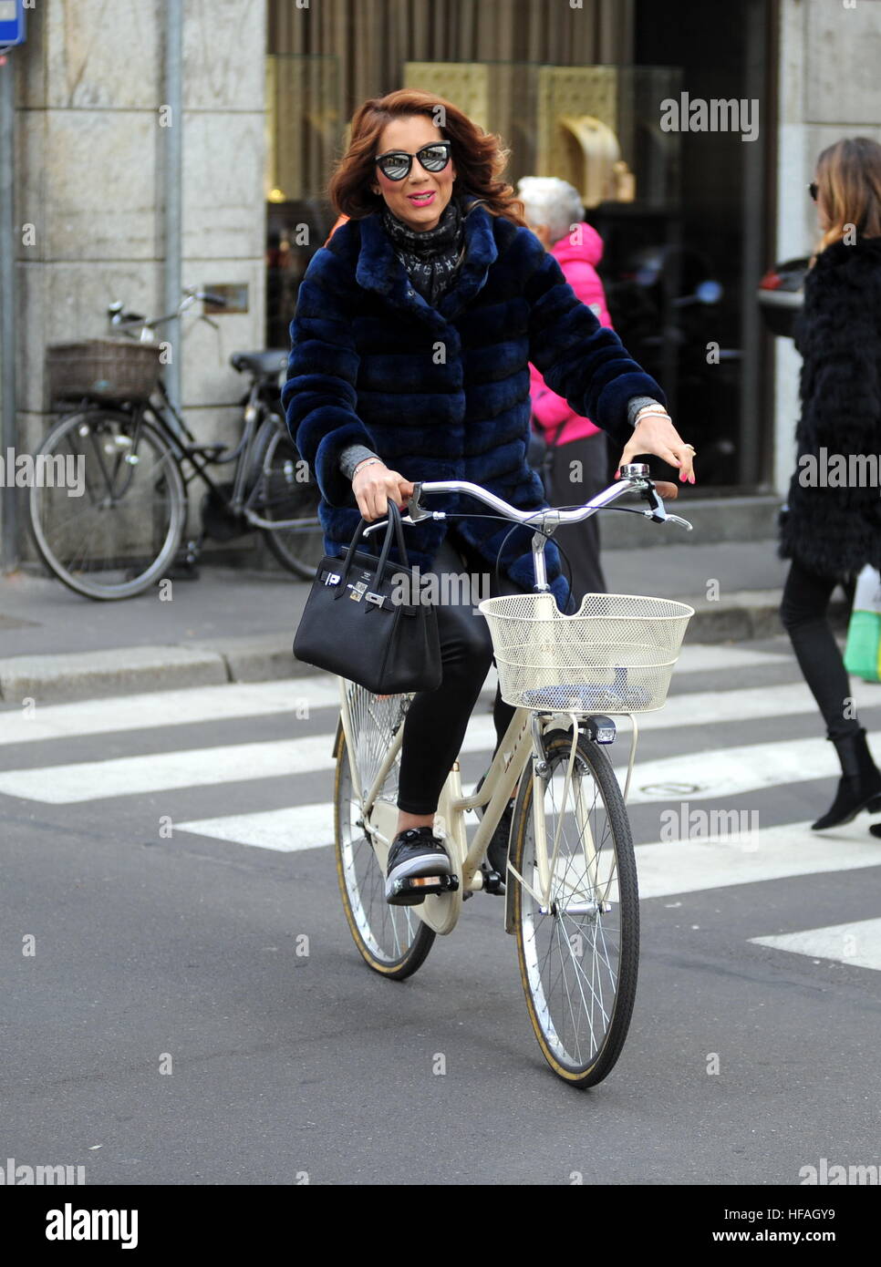 Efe Bal, the most famous of Italian trans, born in Turkey, living in ...