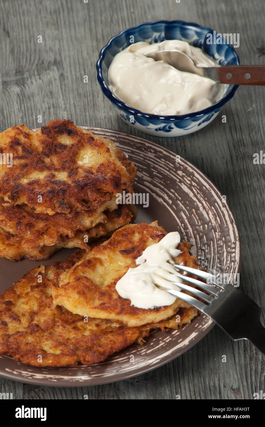 Timber eating fork hi-res stock photography and images - Alamy