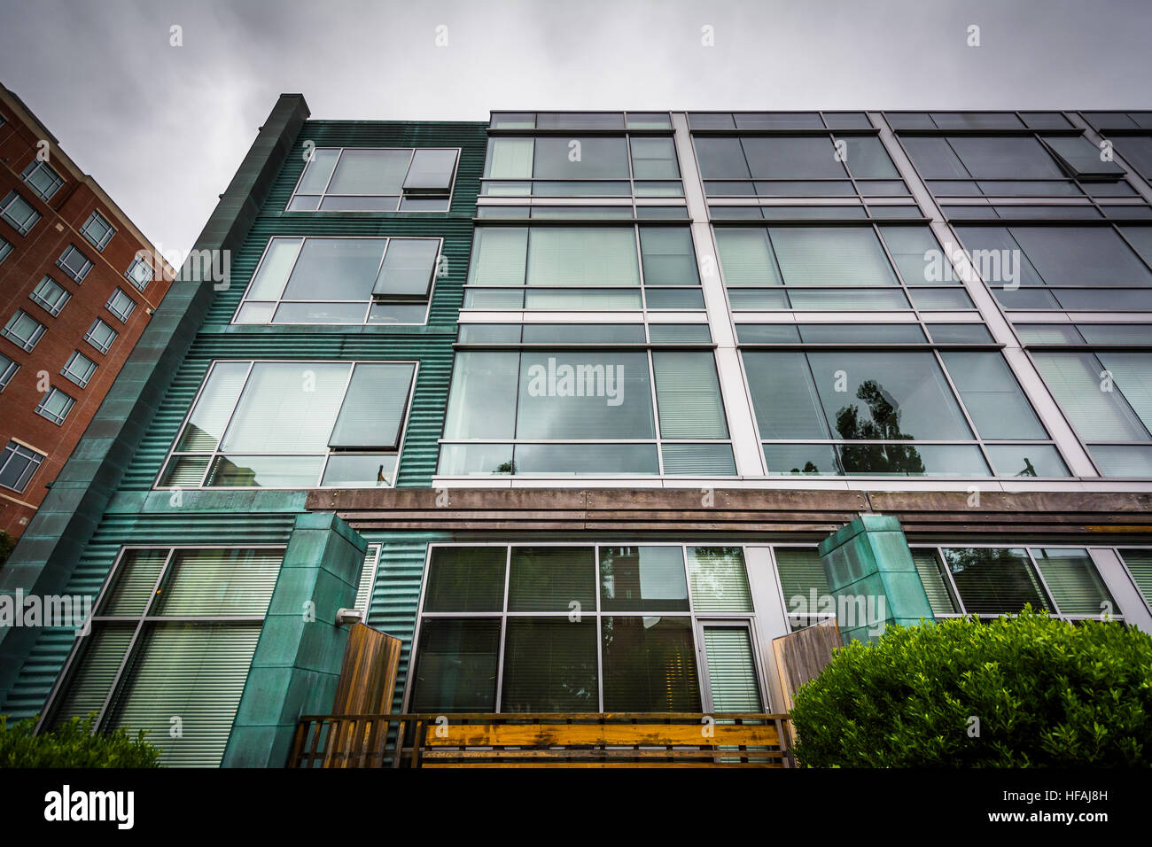 Modern buildings at the Massachusetts Institute of Technology, in ...