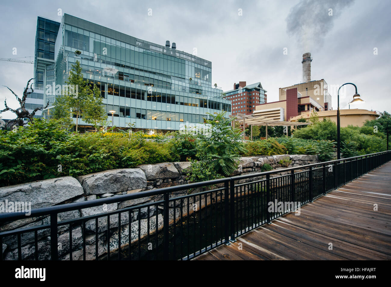 Walkway along the Broad Canal in Cambridge, Massachusetts Stock Photo ...