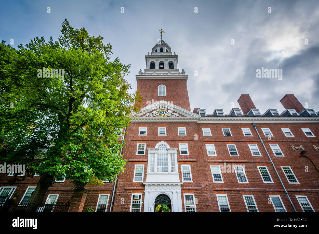 The lowell house cambridge hi-res stock photography and images - Alamy
