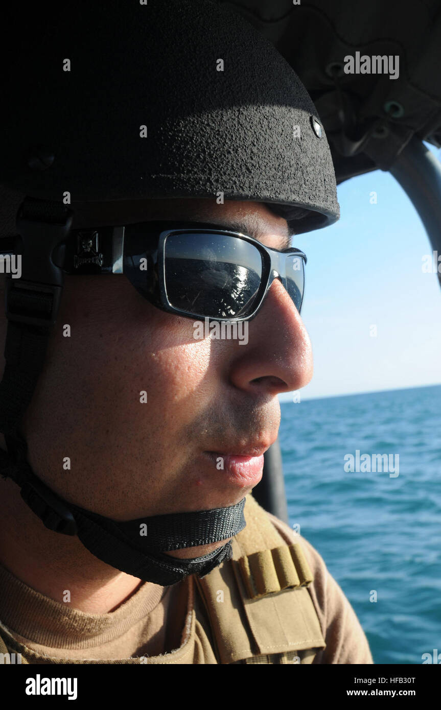 GUANTANAMO BAY, Cuba – U.S. Coast Guard Petty Officer 3rd Class Neza ...