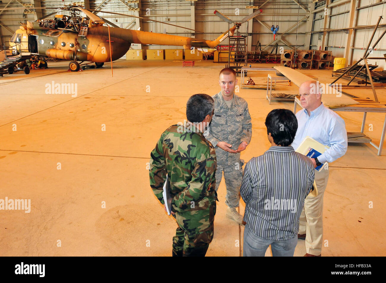 100421-N-6031Q-004 KABUL, Afghanistan -- Col. Thomas x. Hammes (Ret ...