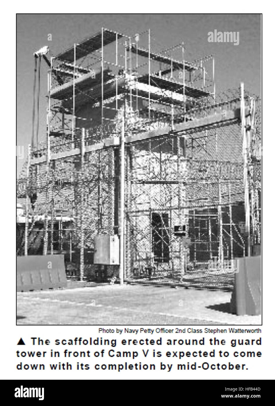 Constructing a guard tower, Camp 5, Guantanamo Stock Photo - Alamy