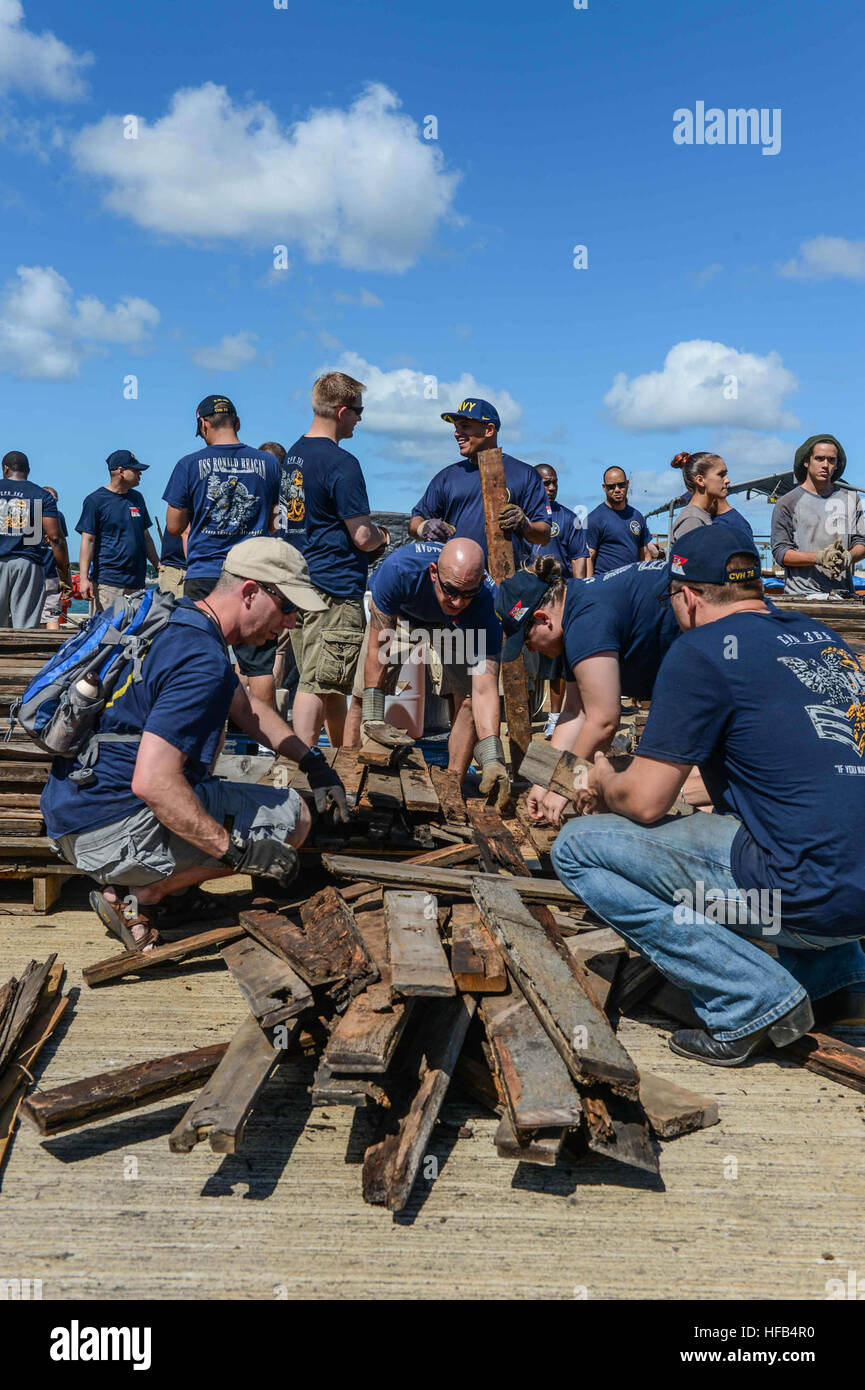 Members Of The Chief Petty Officer CPO Mess And First Class Petty Officer Mess From The members-of-the-chief-petty-officer-cpo-mess-and-first-class-petty-officer-mess-from-the