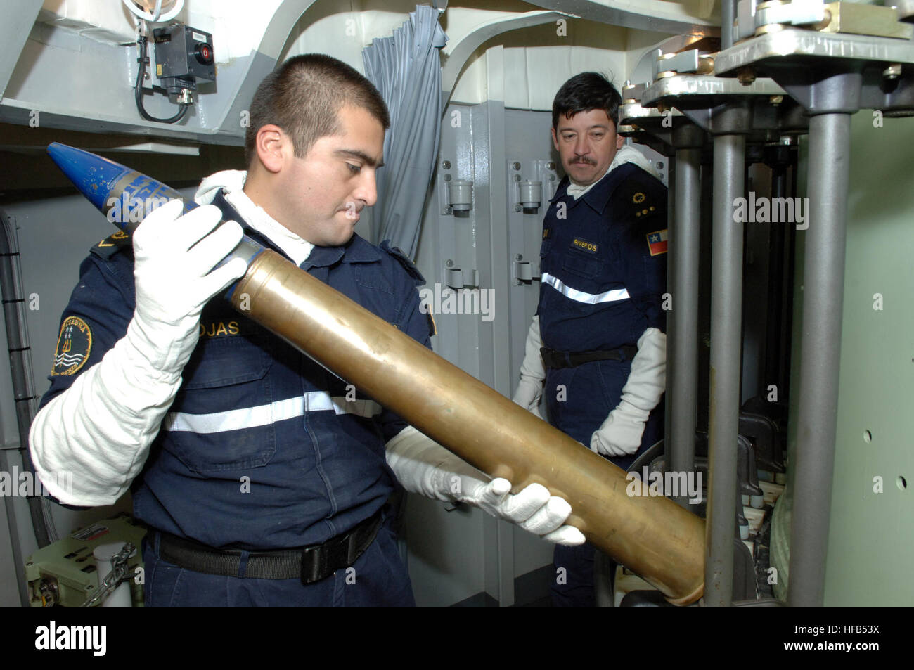 76 mm gun hi-res stock photography and images - Alamy